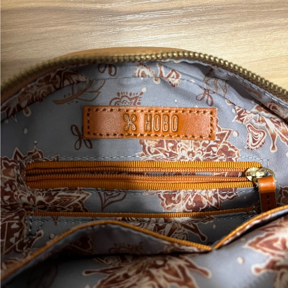 HOBO | Bags | Unique Hobo Round Leathers Cross Body Bag W Floral ...